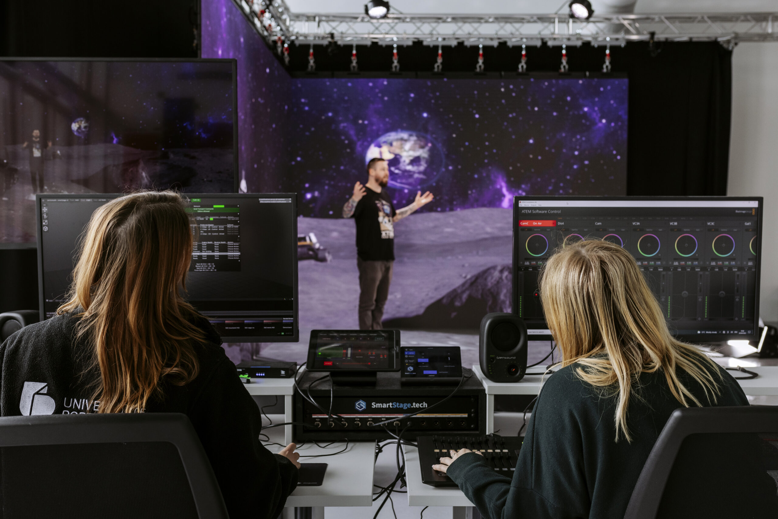 The UK's first purpose-built centre for innovation in XR technology - powered by SmartStage ...